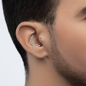 MARIA TASH ’S PIERCING OF THE MONTH – Muse Arabia